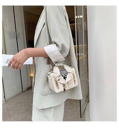 Motorcycle-Inspired Chain Shoulder Bag – Thekittenpark